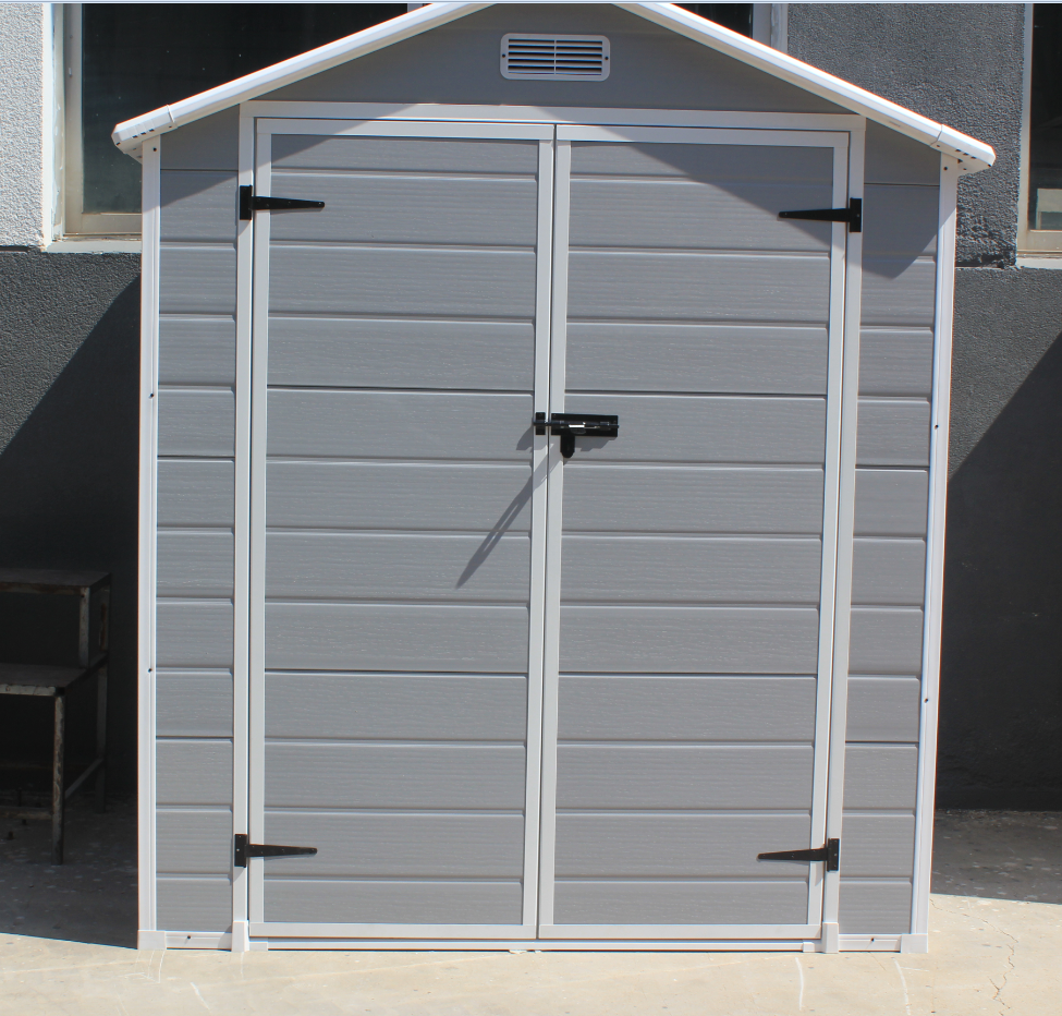 Bodega Jardin Plastico 6X4,4 FT Gris 2.44m2